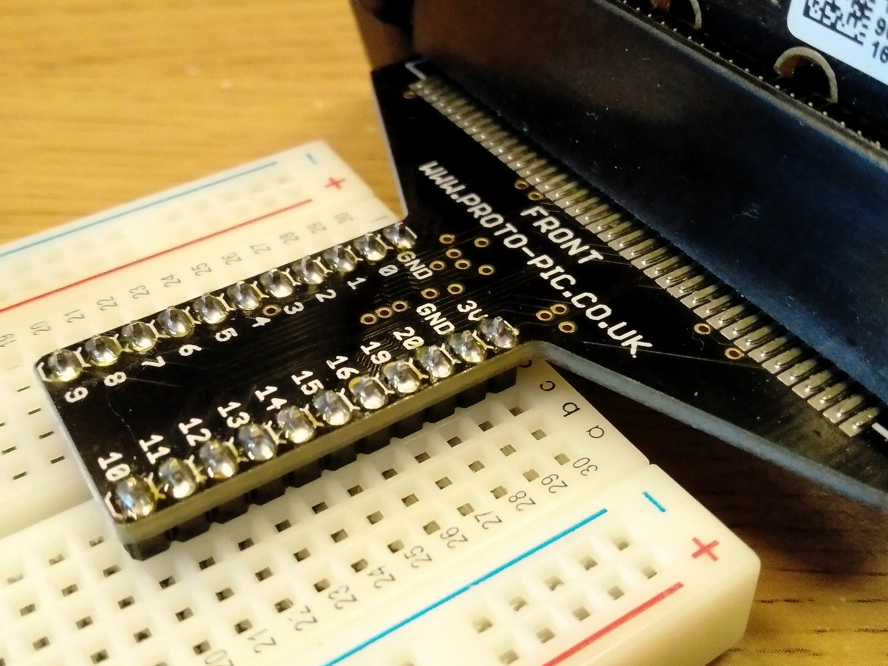 micro:bit Monday - bread:bit